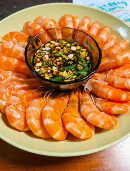 虾最简单的吃法_白灼虾几分钟能熟-第1张图片-山城妙识 虾最简单的吃法_白灼虾几分钟能熟-第1张图片-山城妙识