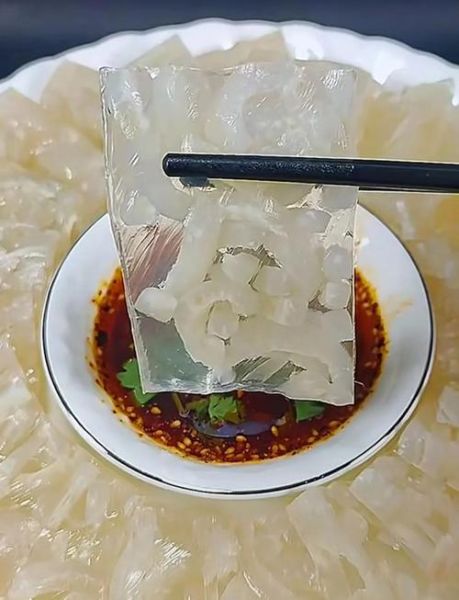 一碗皮冻几碗水_皮冻水比例是多少-第2张图片-山城妙识 一碗皮冻几碗水_皮冻水比例是多少-第2张图片-山城妙识