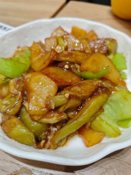 东北素菜有哪些经典做法_东北素菜怎么做好吃-第3张图片-山城妙识 东北素菜有哪些经典做法_东北素菜怎么做好吃-第3张图片-山城妙识