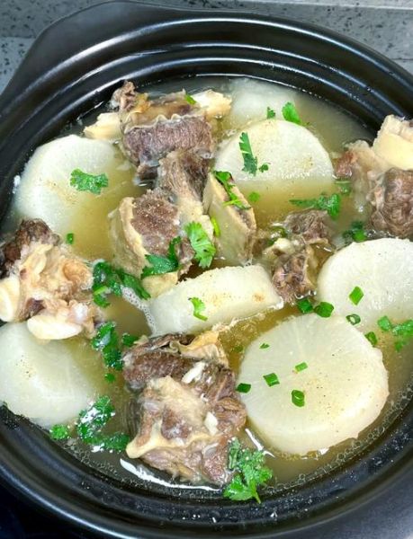 牛排骨炖萝卜怎么做_炖多久才软烂-第1张图片-山城妙识 牛排骨炖萝卜怎么做_炖多久才软烂-第1张图片-山城妙识