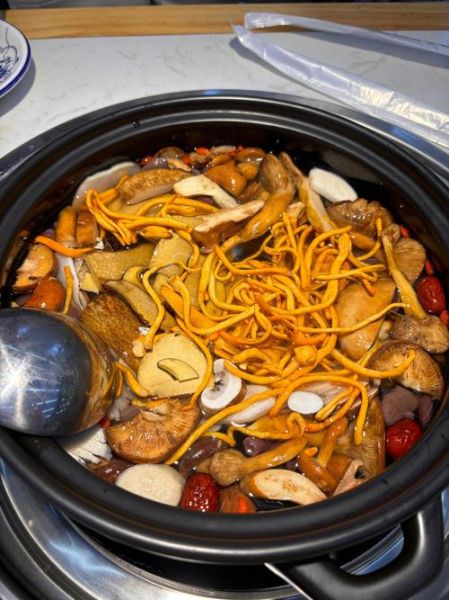 菌汤的做法大全_菌汤火锅怎么做才鲜-第1张图片-山城妙识 菌汤的做法大全_菌汤火锅怎么做才鲜-第1张图片-山城妙识