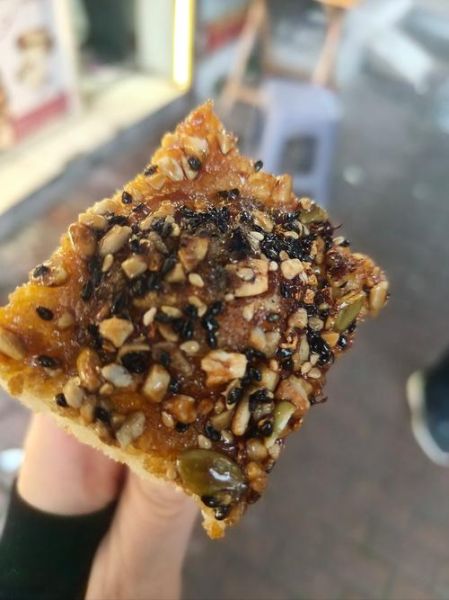 梅花糕怎么做_梅花糕为什么开裂-第1张图片-山城妙识 梅花糕怎么做_梅花糕为什么开裂-第1张图片-山城妙识