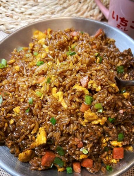 酱油炒饭怎么做_酱油炒饭的配料有哪些-第2张图片-山城妙识