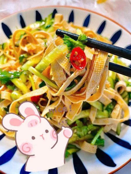 豆腐皮怎么做出来的_家庭自制豆腐皮步骤-第2张图片-山城妙识 豆腐皮怎么做出来的_家庭自制豆腐皮步骤-第2张图片-山城妙识