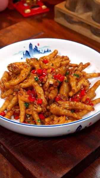 鸡爪红烧什么菜好吃_鸡爪和什么一起红烧更香-第3张图片-山城妙识 鸡爪红烧什么菜好吃_鸡爪和什么一起红烧更香-第3张图片-山城妙识