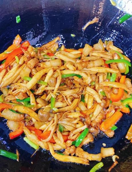 蟹味菇不能和什么一起吃_蟹味菇搭配禁忌有哪些-第3张图片-山城妙识 蟹味菇不能和什么一起吃_蟹味菇搭配禁忌有哪些-第3张图片-山城妙识