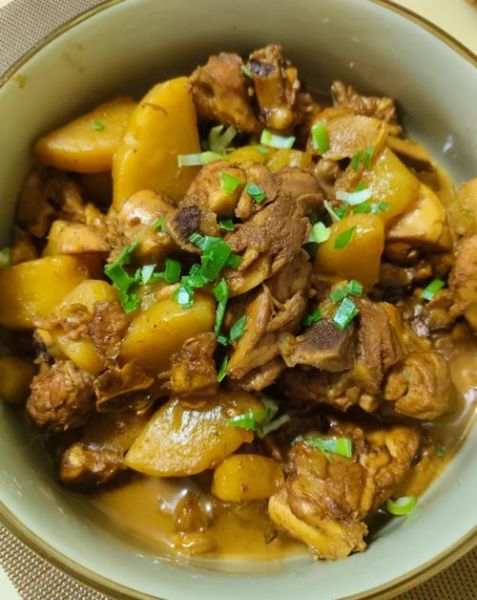 鸡腿炖土豆怎么炖_鸡腿炖土豆的家常做法-第1张图片-山城妙识 鸡腿炖土豆怎么炖_鸡腿炖土豆的家常做法-第1张图片-山城妙识
