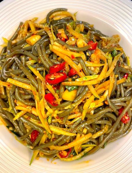 凉拌厥根粉丝怎么做_厥根粉丝热量高吗-第3张图片-山城妙识 凉拌厥根粉丝怎么做_厥根粉丝热量高吗-第3张图片-山城妙识