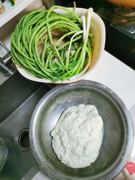 长豆角包饺子馅怎么做_豆角饺子馅要不要焯水-第1张图片-山城妙识 长豆角包饺子馅怎么做_豆角饺子馅要不要焯水-第1张图片-山城妙识