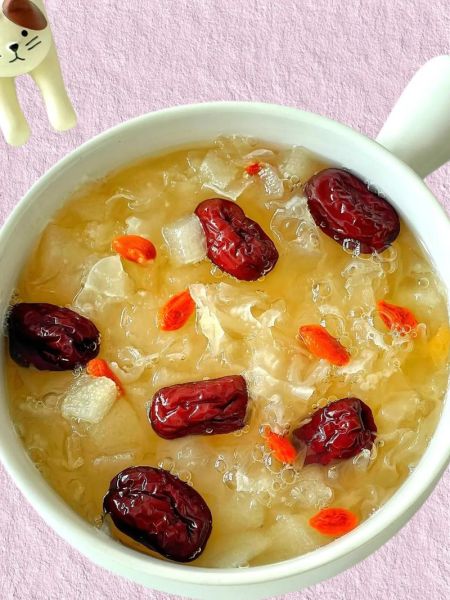 银耳莲子汤隔夜能吃吗_正确保存方法-第2张图片-山城妙识 银耳莲子汤隔夜能吃吗_正确保存方法-第2张图片-山城妙识