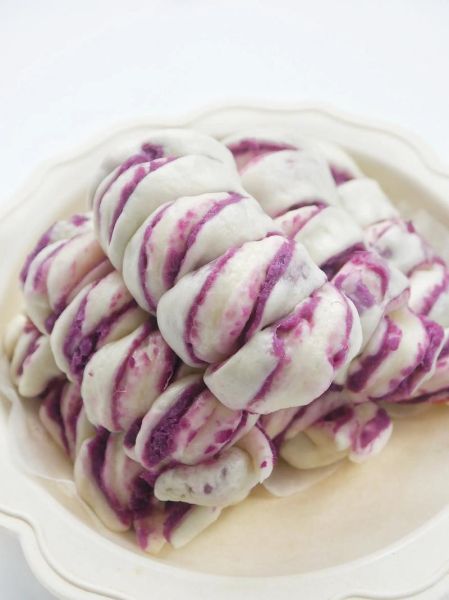 紫薯花卷怎么蒸才松软_紫薯花卷做法详细步骤-第1张图片-山城妙识