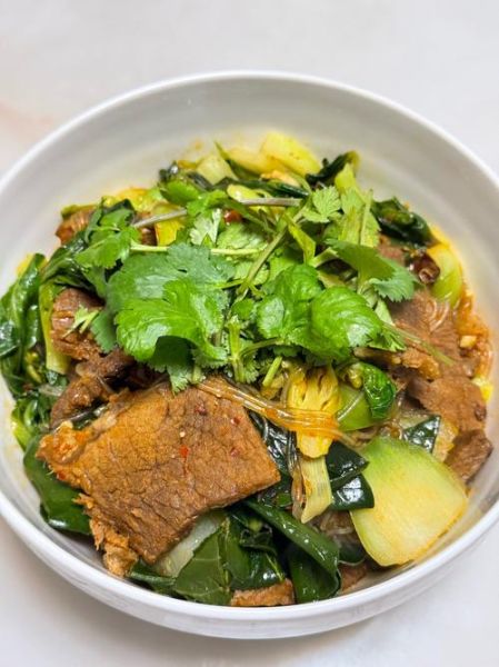 青菜牛肉面怎么做_家常做法步骤详解-第1张图片-山城妙识 青菜牛肉面怎么做_家常做法步骤详解-第1张图片-山城妙识