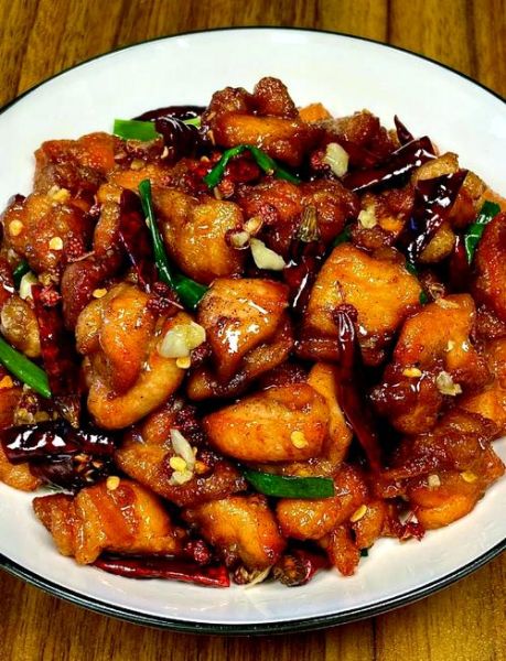 辡子鸡丁家常做法_辣子鸡丁怎么炒才嫩-第1张图片-山城妙识 辡子鸡丁家常做法_辣子鸡丁怎么炒才嫩-第1张图片-山城妙识