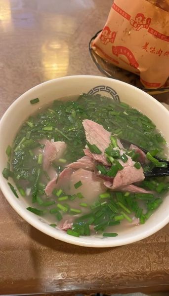 驴肉汤嘌呤高吗_痛风能不能喝驴肉汤-第1张图片-山城妙识 驴肉汤嘌呤高吗_痛风能不能喝驴肉汤-第1张图片-山城妙识