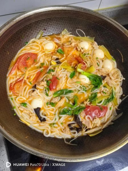 米线汤底怎么熬_正宗米线配方揭秘-第3张图片-山城妙识 米线汤底怎么熬_正宗米线配方揭秘-第3张图片-山城妙识