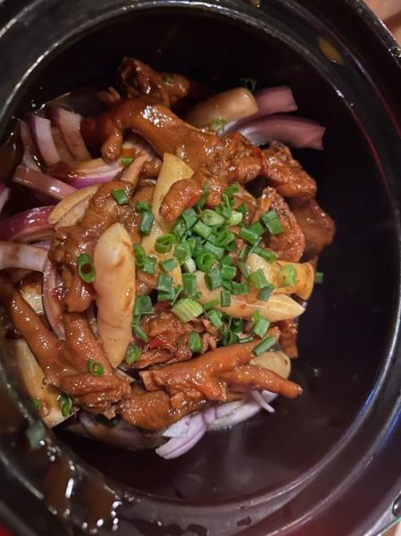 鸡爪炖汤放什么好_鸡爪汤放什么食材最香-第2张图片-山城妙识