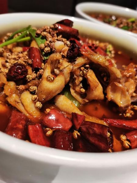 馋嘴牛蛙怎么做才嫩_馋嘴牛蛙最正宗的做法-第2张图片-山城妙识