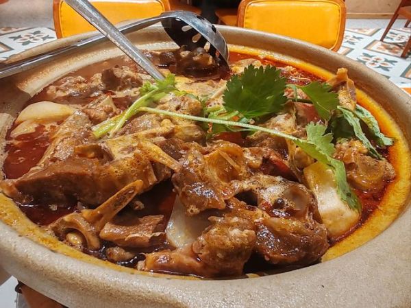 羊肉煲怎么做好吃_羊肉煲的家常做法-第1张图片-山城妙识 羊肉煲怎么做好吃_羊肉煲的家常做法-第1张图片-山城妙识