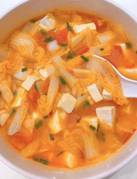 西红柿豆腐汤能减肥吗_西红柿豆腐汤的营养价值-第3张图片-山城妙识 西红柿豆腐汤能减肥吗_西红柿豆腐汤的营养价值-第3张图片-山城妙识