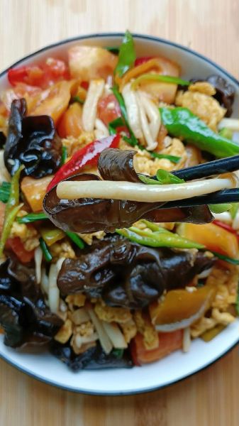 香菇木耳炒什么菜好吃_家常搭配推荐-第1张图片-山城妙识 香菇木耳炒什么菜好吃_家常搭配推荐-第1张图片-山城妙识