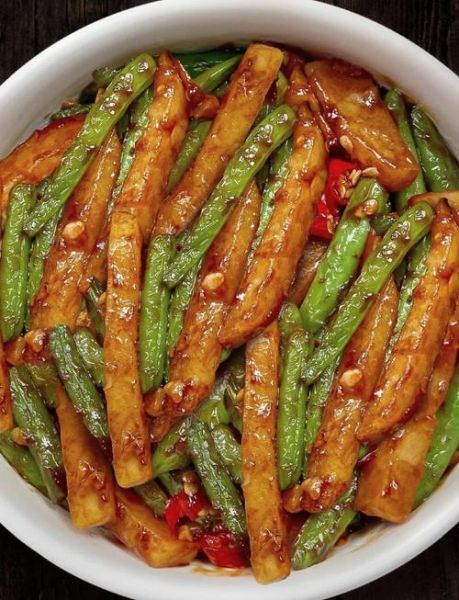 豆角焖土豆怎么做_豆角焖土豆的家常做法-第1张图片-山城妙识