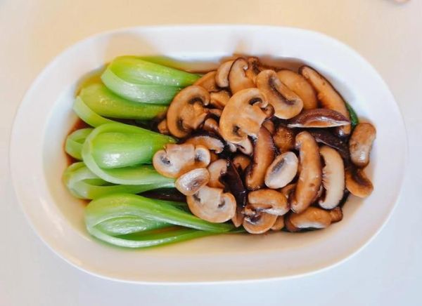香菇扒菜心怎么做_香菇扒菜心热量高吗-第3张图片-山城妙识