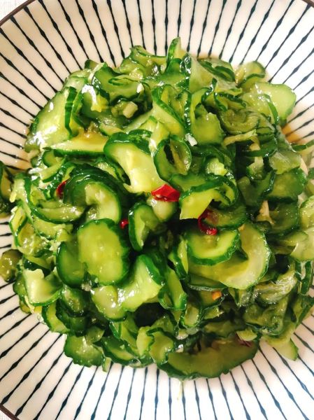 黄瓜怎么拌好吃_凉拌黄瓜的做法大全-第1张图片-山城妙识