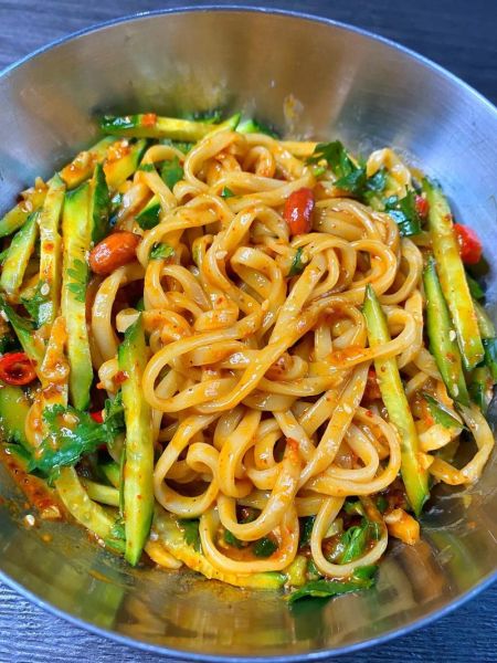 麻酱拌面怎么做_麻酱拌面酱汁怎么调-第2张图片-山城妙识 麻酱拌面怎么做_麻酱拌面酱汁怎么调-第2张图片-山城妙识