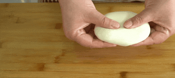 锅贴面皮用烫面还是半烫面好_口感与操作全解析-第1张图片-山城妙识 锅贴面皮用烫面还是半烫面好_口感与操作全解析-第1张图片-山城妙识