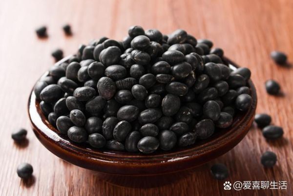 黑豆怎么炒熟最简单_炒黑豆不糊锅技巧-第1张图片-山城妙识 黑豆怎么炒熟最简单_炒黑豆不糊锅技巧-第1张图片-山城妙识