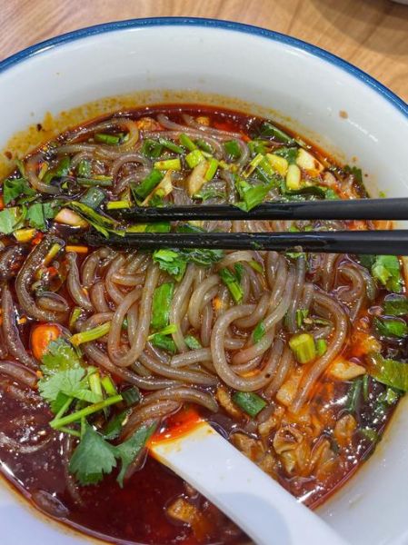 酸辣粉条怎么做才好吃_酸辣粉条的家常做法窍门-第3张图片-山城妙识 酸辣粉条怎么做才好吃_酸辣粉条的家常做法窍门-第3张图片-山城妙识