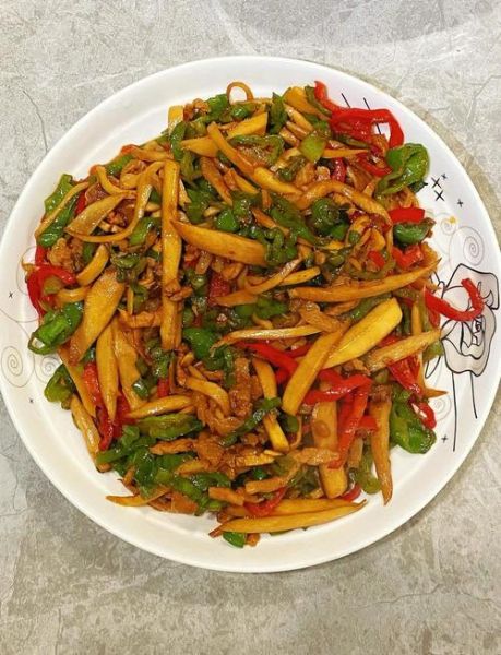 肉炒杏鲍菇怎么炒好吃_杏鲍菇炒肉家常做法-第3张图片-山城妙识 肉炒杏鲍菇怎么炒好吃_杏鲍菇炒肉家常做法-第3张图片-山城妙识