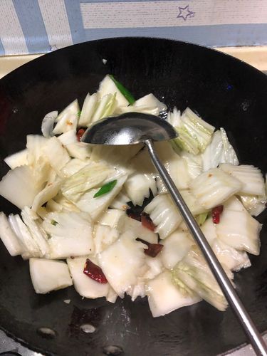 金边白菜怎么炒_金边白菜家常做法-第3张图片-山城妙识 金边白菜怎么炒_金边白菜家常做法-第3张图片-山城妙识