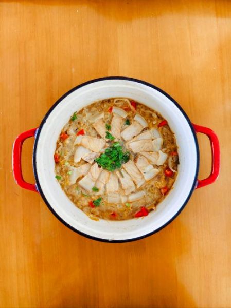 炒酸菜白肉怎么做_酸菜白肉的家常做法-第1张图片-山城妙识