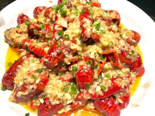 龙虾怎么做好吃_蒜泥龙虾做法-第1张图片-山城妙识