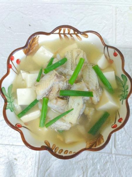 龙头鱼汤怎么做_龙头鱼汤的功效与禁忌-第1张图片-山城妙识 龙头鱼汤怎么做_龙头鱼汤的功效与禁忌-第1张图片-山城妙识