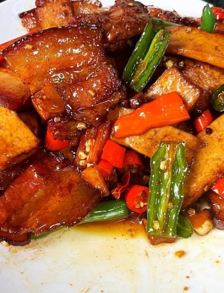 香干炒肉怎么炒才嫩_香干炒肉的家常做法视频-第1张图片-山城妙识 香干炒肉怎么炒才嫩_香干炒肉的家常做法视频-第1张图片-山城妙识