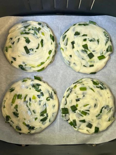 饺子皮怎么做葱油饼_饺子皮葱油饼的做法步骤-第2张图片-山城妙识 饺子皮怎么做葱油饼_饺子皮葱油饼的做法步骤-第2张图片-山城妙识