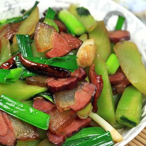 莴苣怎么炒又脆又香_莴苣炒制的秘诀-第3张图片-山城妙识 莴苣怎么炒又脆又香_莴苣炒制的秘诀-第3张图片-山城妙识