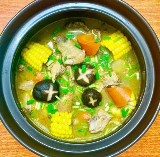 香菇炖鸡可以加什么一起炖_香菇炖鸡加什么食材更鲜-第3张图片-山城妙识 香菇炖鸡可以加什么一起炖_香菇炖鸡加什么食材更鲜-第3张图片-山城妙识