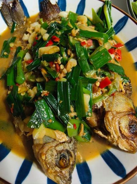 红烧鲫鱼怎么做_红烧鲫鱼家常做法-第3张图片-山城妙识 红烧鲫鱼怎么做_红烧鲫鱼家常做法-第3张图片-山城妙识