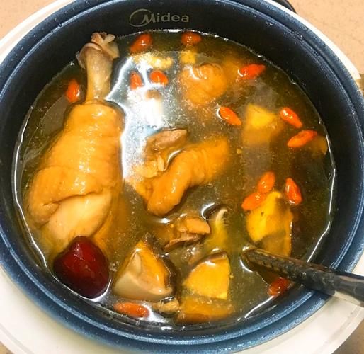 鸡腿菇汤怎么做好喝_鸡腿菇汤的家常做法大全-第1张图片-山城妙识 鸡腿菇汤怎么做好喝_鸡腿菇汤的家常做法大全-第1张图片-山城妙识