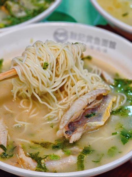 黄鱼煨面怎么做_黄鱼煨面家常做法-第2张图片-山城妙识 黄鱼煨面怎么做_黄鱼煨面家常做法-第2张图片-山城妙识