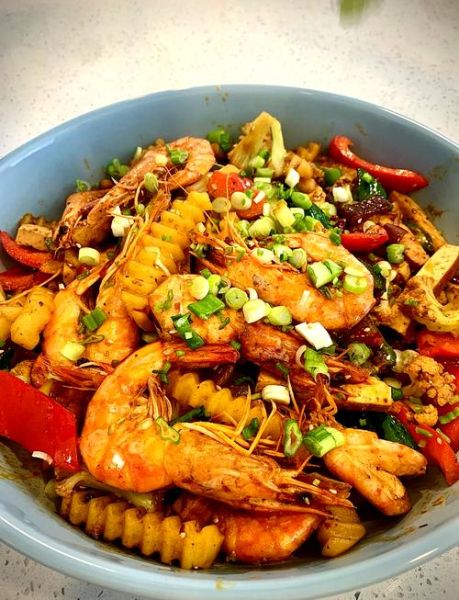 干锅虾配菜有哪些_干锅虾配菜怎么搭配才好吃-第2张图片-山城妙识 干锅虾配菜有哪些_干锅虾配菜怎么搭配才好吃-第2张图片-山城妙识