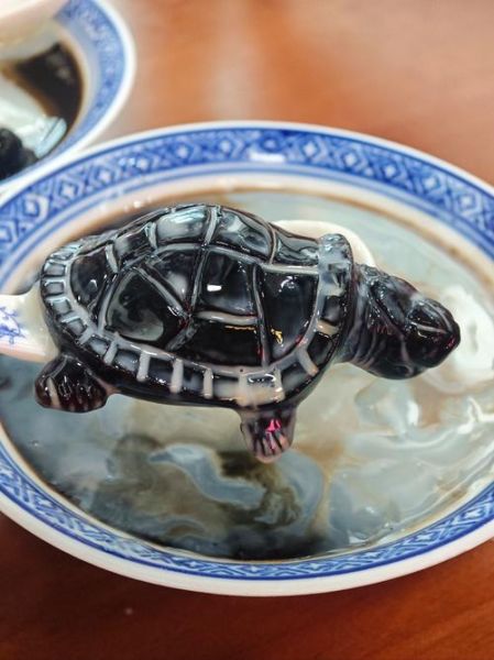 龟苓膏的做法视频教程_龟苓膏怎么做才正宗-第2张图片-山城妙识 龟苓膏的做法视频教程_龟苓膏怎么做才正宗-第2张图片-山城妙识