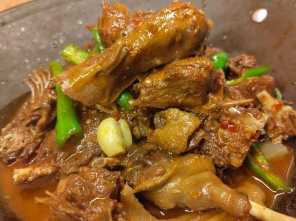 黄焖鸭怎么做_黄焖鸭最正宗的做法-第2张图片-山城妙识 黄焖鸭怎么做_黄焖鸭最正宗的做法-第2张图片-山城妙识