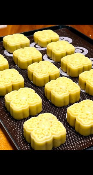 酥皮月饼怎么做_酥皮月饼做法视频教程-第2张图片-山城妙识