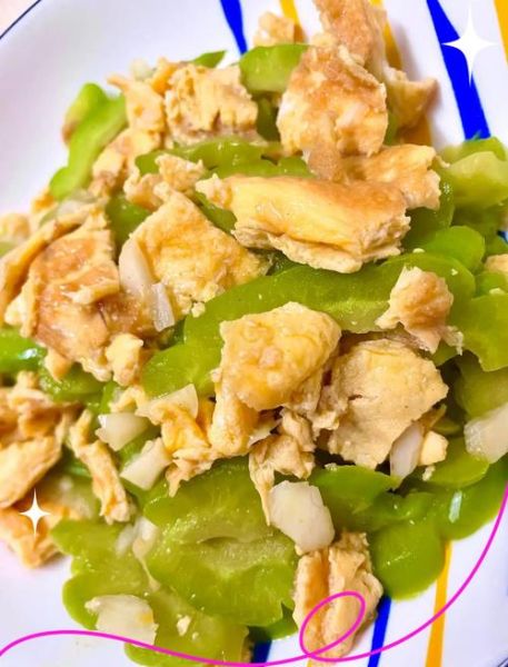 苦瓜炒蛋怎么做好吃又简单_苦瓜炒蛋不苦的方法-第3张图片-山城妙识 苦瓜炒蛋怎么做好吃又简单_苦瓜炒蛋不苦的方法-第3张图片-山城妙识