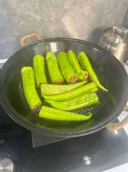 辣椒装肉的做法_辣椒塞肉怎么做好吃-第1张图片-山城妙识