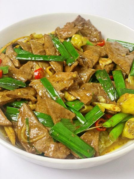 大蒜炒猪肝怎么做_大蒜炒猪肝的功效与禁忌-第3张图片-山城妙识